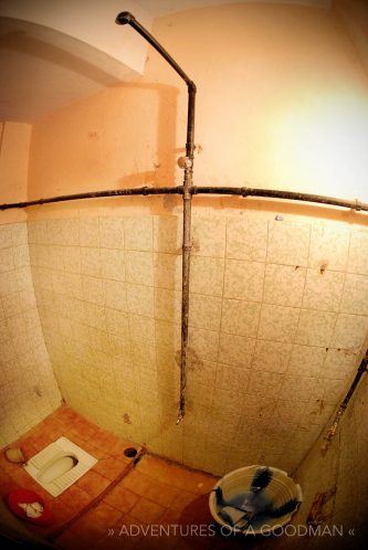I Poo WHERE?! » A Guide to Indian Squatty Potties » Greg Goodman ...